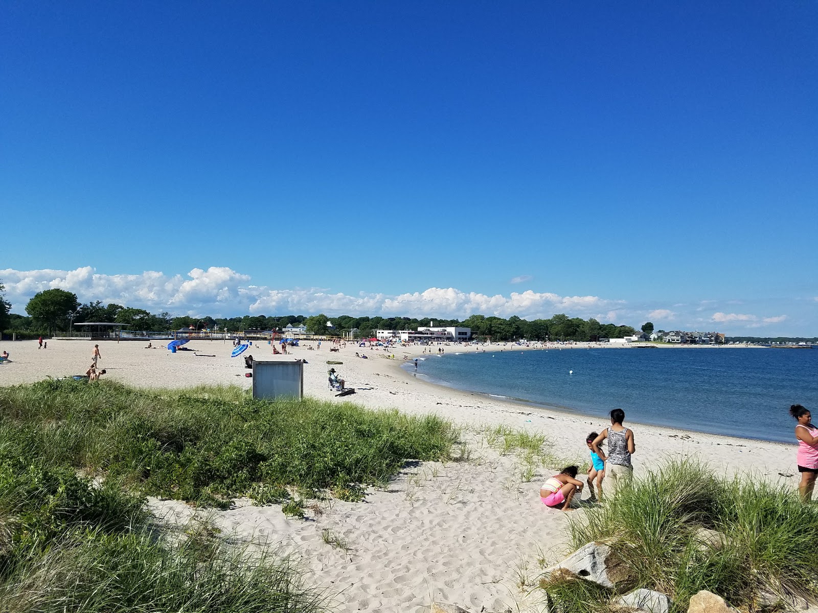 The Ultimate Guide to the Best Beaches in Connecticut - American Beautiful